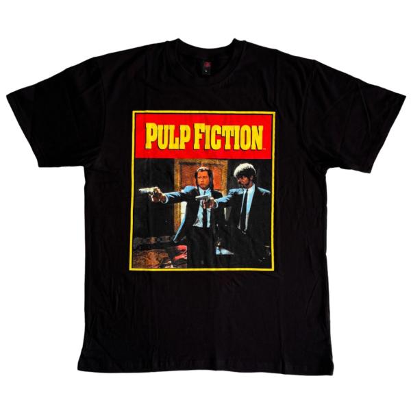 1994年公開。クエンティン・タランティーノ監督の人気と評価を決定付けた大ヒット映画。殺し屋のジュールス役を演じた、サミュエル・L・ジャクソン、ヴィンセント役のジョン・トラボルタ。ジュールスが青年に「聖書を読みなおしたことがあるか？俺には暗...