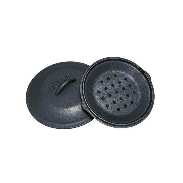 長年使い込んだもののように表面がコーティングされ風格ある製品に仕上がっています。【LODGEの特長】●キャストアイアン(鋳鉄)は鉄よりも石に近い、　熱しにくく冷めにくい性質を持っています。●フォルム全体が高品位な鋳鉄でできています。　5mm...
