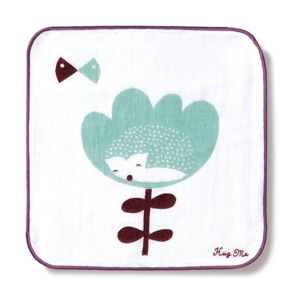 花柄モチーフを大きくワンポイントとしてプリントしました。コットンガーゼをハンカチに加工しています。薄手のハンカチですので、ちょっとしたお出かけの際にバッグに入れてもかさばりません。サイズ：約20×20cmカラー：ブルー素材：綿100％(ガー...