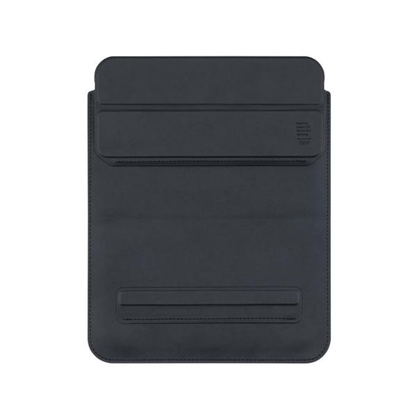 折りたたんでスタンドになるiPad用スリーブケース。■iPad 11インチ用、折りたたんでスタンドになるスリーブケース。■iPadをスリムに収納して持ち歩け、必要な時はさっと取り出しすぐにスタンドに変形。シンプルなデザインとミニマムな機能を...