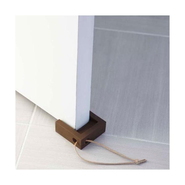 ■ドアの横から差し込むタイプの新感覚ドアストッパー■ドアを左右から挟み込むため、ドアをがっちりキープ■ひも付きなので使わない時はドアノブに引っ掛けて収納可能カラー：ブラウン商品サイズ WｘDxH(cm)：約6.2×6.2×2.4本体重量:約...