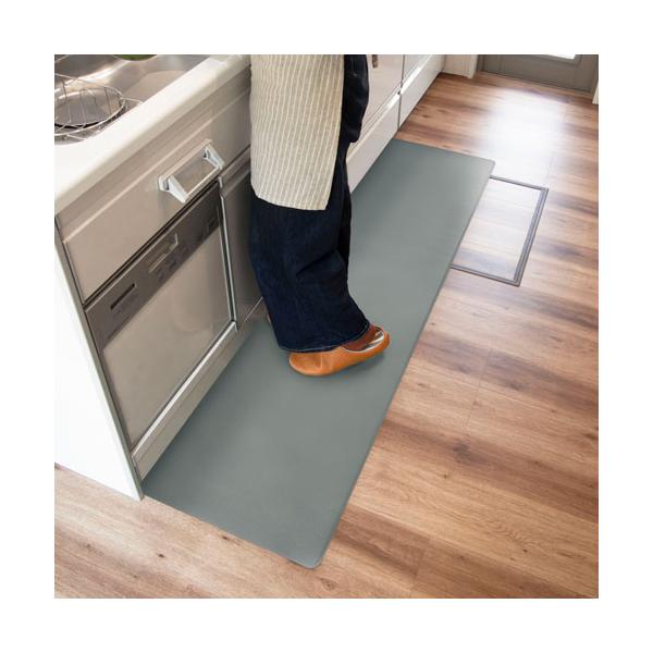 ●汚れた時は拭くだけ簡単お手入れ●従来品と比べ足裏にかかる圧力を分散●物を落下させた時、衝撃を和らげてくれる■素材塩化ビニル樹脂■サイズ45X180cmおかとー / OKATO