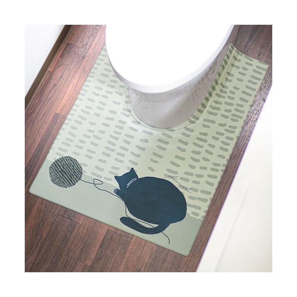 ●汚れた時はサッと拭くだけ簡単お手入れ♪●マットに付いている折り目によりスキマにぴったりフィットするので、尿ハネや汚れをしっかりガード！●抗菌防臭機能付きなので毎日清潔にお使い頂けます。■素材塩化ビニル樹脂■サイズ80X60cmおかとー /...