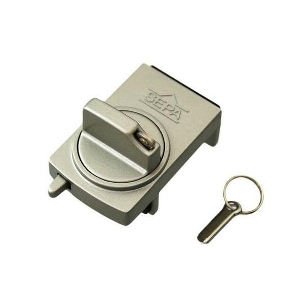 簡単に取付けできて、防犯効果を向上できる窓サッシ用補助錠のスタンダードアイテムです。サッシ・窓・玄関防犯・補助錠・防犯用品シリーズ腰高窓・小窓に適した防犯用補助錠。キー付and緩み防止機構付の安全2重構造です。外す場合は、ラチェットツマミを...