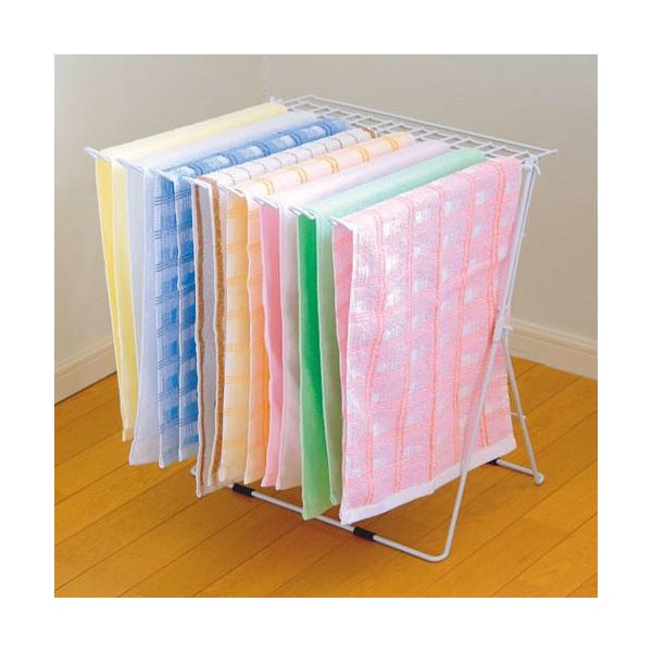 小物干しなど多用途にご使用できます。小物も干せる。すばやく乾く！折りたたんでコンパクトに収納できます。■ 製品サイズ(重量・容量)使用時：約420×275×465mm(耐荷重：5kg)ピンチ：約85×250×35mm(約97g)収納時：約4...