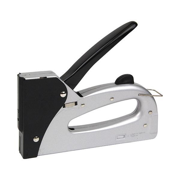 打ち込みの強さを調整できる、ハンドタッカーです。【用途】木材への固定、打ち込み。【機能】紙・布・ビニールなどを木材に固定できます。レバーを調整することで、打ち込みの強さを調整できます。対象物の硬さに応じて、打ち込み強さを調整出来ます。【仕様...