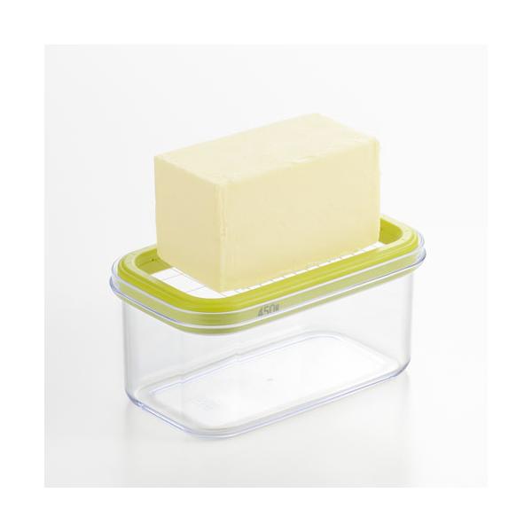 450gの大容量バター用、200gの家庭用バター用。それぞれ専用のワイヤーカッター付き。常温に戻したバターをワイヤープレートに乗せてギュッとひと押し。あっという間に切れてるバターに大変身!シールフタでしっかり密封できてバターが乾燥しにくい。...