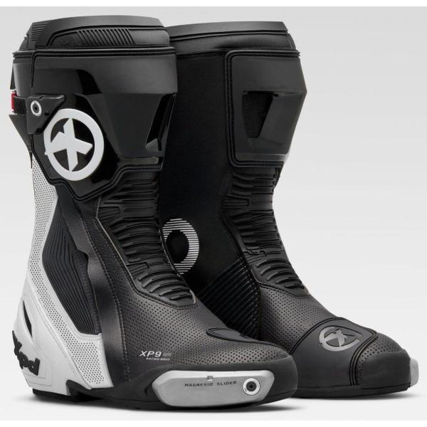 ※詳細な出荷時期はご注文後にメールでご案内します。■商品番号S113-011- 43■商品概要【カラー】Black／White Air ※パンチングレザー【素材】マイクロファイバー(合成皮革)アウターポリウレタンナイロン【仕様】CE規格マイ...