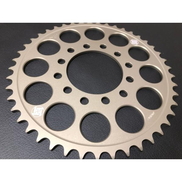 ※詳細な出荷時期はご注文後にメールでご案内します。■適合車種GPZ900R　GPZ900R 年式: 全年式  　　備考: ゲイルスピードのホイールで520コンバート用■商品番号W-3051-P44372498■商品概要リアスプロケット・適合...