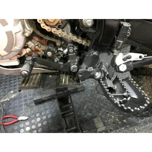 ※詳細な出荷時期はご注文後にメールでご案内します。■適合車種セロー250　セロー250   トリッカー　トリッカー   ■商品番号KITA-BS-1■商品概要付属品●専用スプリング●割りピン●ワッシャー15mmダウン横広後ろ広両サイド上がり...