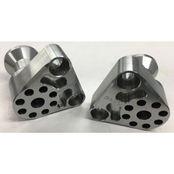 ※詳細な出荷時期はご注文後にメールでご案内します。■適合車種ZEPHYR750　ZEPHYR750   ■商品番号114VZBG013N■JANコード4582215610626■商品概要素材：アルミ製 (ジュラルミン)左右セットボルト・ワッ...