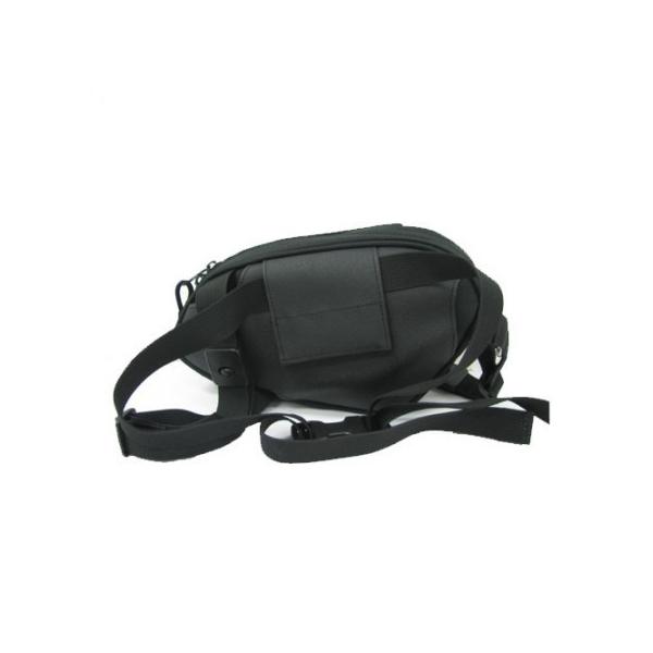 ※詳細な出荷時期はご注文後にメールでご案内します。■商品番号NMO-2221■商品概要NMO-2221 Holster BagThis triangle shaped holster bag is stylish and convenien...