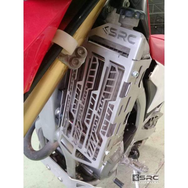 ※詳細な出荷時期はご注文後にメールでご案内します。■適合車種CRF250 L　CRF250 L 年式: 17-20  ■商品番号H-CRF250L-02-01-SL■商品概要Webikeは、SRCの正規代理店です。カラー：シルバー材料：ステンレス
