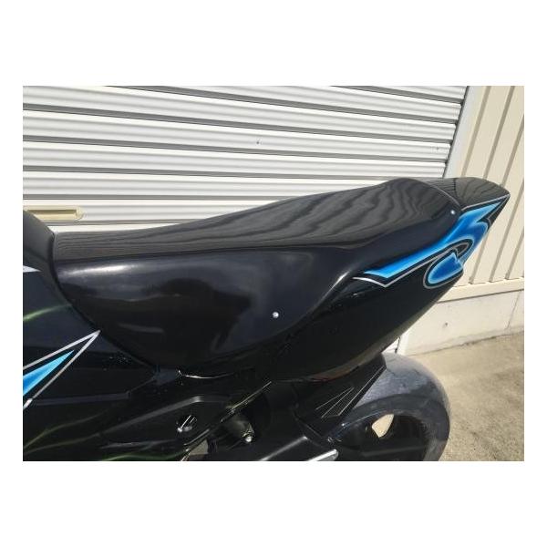 ※詳細な出荷時期はご注文後にメールでご案内します。■適合車種グロム　グロム   　　備考: HRC■商品番号W-1966-P23316588■商品概要カラー：黒ゲルコート仕上げ付属品：タッツピングビス