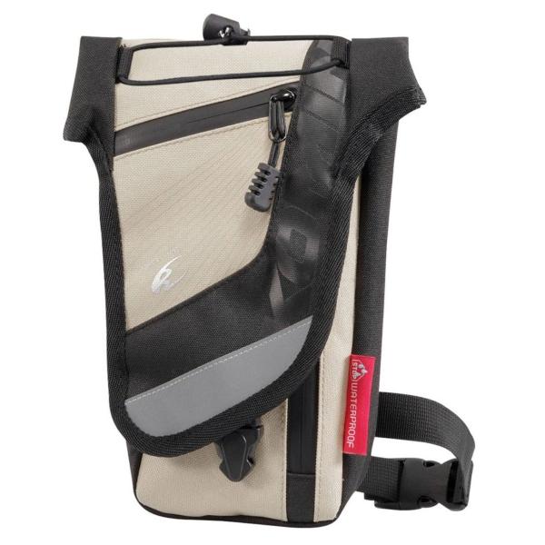 ※詳細な出荷時期はご注文後にメールでご案内します。■商品番号09-245■JANコード4573325762299■商品概要カラー：ベージュサイズ：W140×H260×D60mm容量：2L素材：Polyester PVCリフレクター装備防水素...