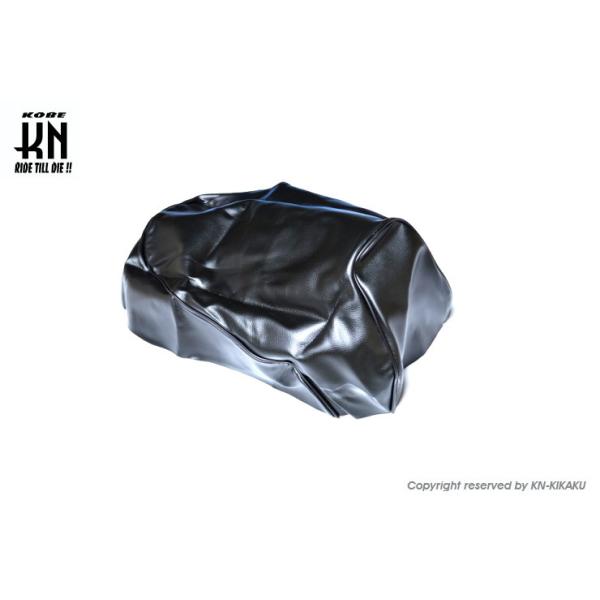 ※詳細な出荷時期はご注文後にメールでご案内します。■適合車種ジュリオ　ジュリオ   　　備考: AF52■商品番号SST-JO-BR3-H■JANコード4580630290836■商品概要【カラー】・シート面：ブラック・パイピング：ブラック