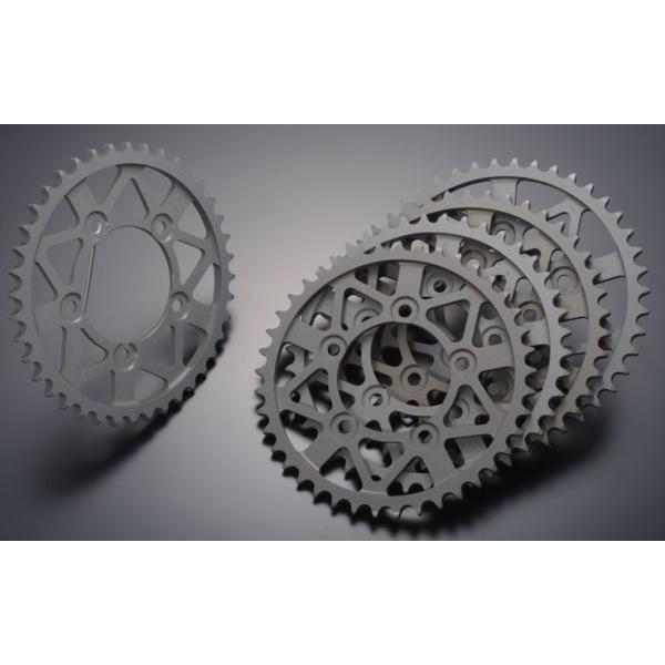 ※詳細な出荷時期はご注文後にメールでご案内します。■適合車種　   　　備考: 汎用■商品番号6411-52048-05■JANコード4580340050935■商品概要5ホールタイプ適合チェーンサイズ：520丁数：48