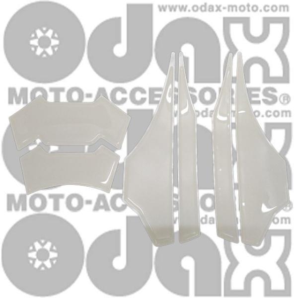 ※詳細な出荷時期はご注文後にメールでご案内します。■適合車種Z900RS　Z900RS 年式: 18-  Z900RS Cafe　Z900RS Cafe 年式: 18-  ■商品番号KT900C■JANコード4589491168353■商品...