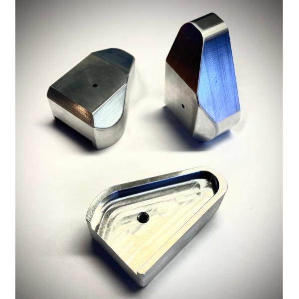 ※詳細な出荷時期はご注文後にメールでご案内します。■適合車種ソフテイル　ソフテイル 年式: 18-  　　備考: ※FXLRST、FXLRS、FXBRSは除く■商品番号BUN-KSLB-18■商品概要素材：6061-T6アルミニウムビレット製