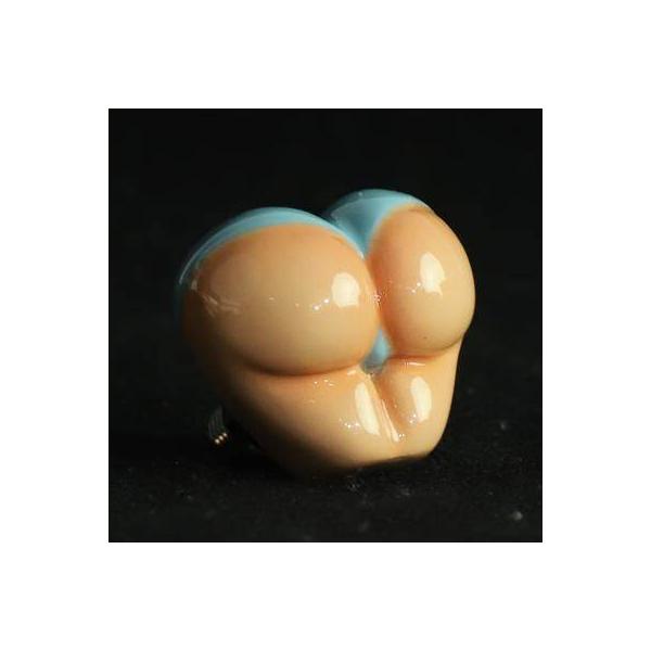 ※詳細な出荷時期はご注文後にメールでご案内します。■適合車種　   　　備考: 汎用■商品番号MMS-NB116■商品概要【サイズ】幅：約33mm高さ：約32mm奥行：約22mm(ボルト含まず)ボルト：M6-20mm【材質】本体：レジンボル...