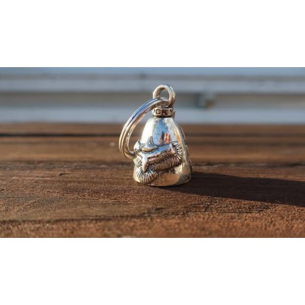 ※詳細な出荷時期はご注文後にメールでご案内します。■商品番号LBTU-010B■JANコード4562346198248■商品概要【素材】亜鉛合金【サイズ】高さ 約3.5cm直径 約2.5cm(リング含まず)