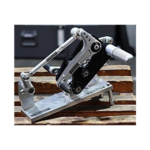 ※詳細な出荷時期はご注文後にメールでご案内します。■適合車種SR400　SR400 年式: 全年式  SR500　SR500 年式: 全年式  ■商品番号BBS3000R-B■商品概要【タイプ】3000R：BORE-ACE製専用キック付きモ...