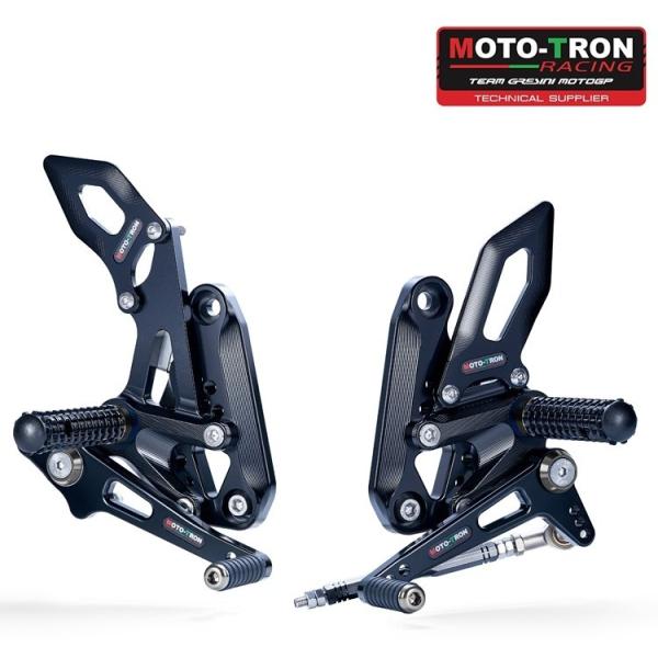 ※詳細な出荷時期はご注文後にメールでご案内します。■適合車種GSX250R　GSX250R 年式: 17-24  ■商品番号RS.SU10-Black-silver■商品概要素材：アルミニウム左右セット