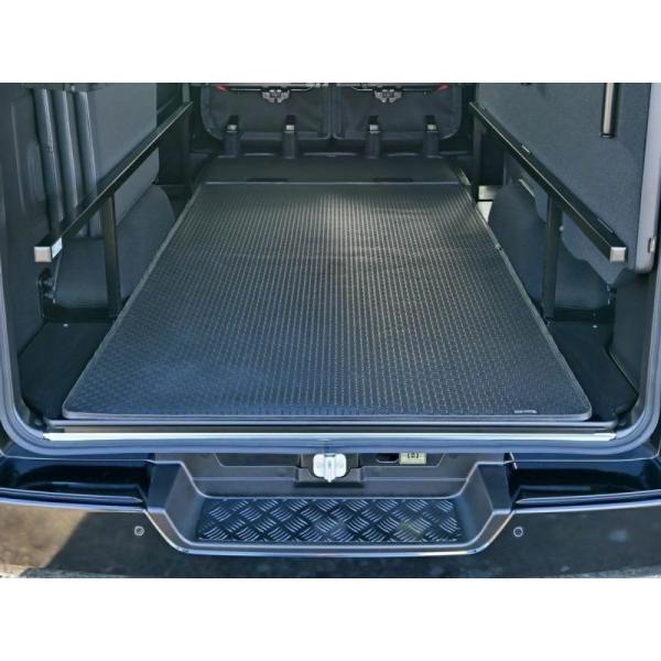 ※詳細な出荷時期はご注文後にメールでご案内します。■適合車種200系ハイエース　200系ハイエース   　　備考: 標準ボディキャラバン　キャラバン   　　備考: 標準ボディNV350■商品番号OGG344■商品概要ラバータイプ素材：エラ...