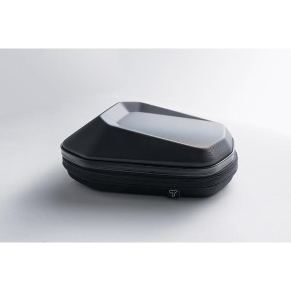 ※詳細な出荷時期はご注文後にメールでご案内します。■商品番号MFK-1006■JANコード4510819106900■商品概要本体サイズ ：110(H)×230(W)×300(D)mm本体重量 ：0.52kg材質 ：PC樹脂、1680Dポリ...