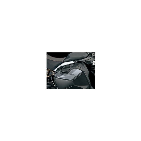 ※詳細な出荷時期はご注文後にメールでご案内します。■適合車種GSX-S1000GT　GSX-S1000GT   GSX-S1000　GSX-S1000   ■商品番号95042-48K00-QEB■商品概要左右セット参考取付時間：0.1h