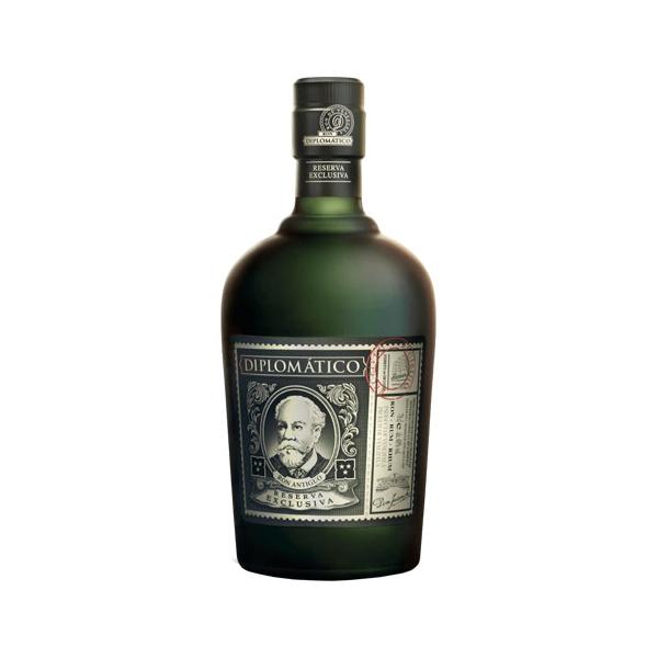 業務用 ギフト 誕生日 プレゼント にも最適！クーポンシーグラム社の「レア ラム オブ ザ カリビアン」を構成する一品として、ミレニアム記念に、2000年にリリースされたラム。深い金色がかったブラウンの色調でリッチなバニラの風味と、焦がした...