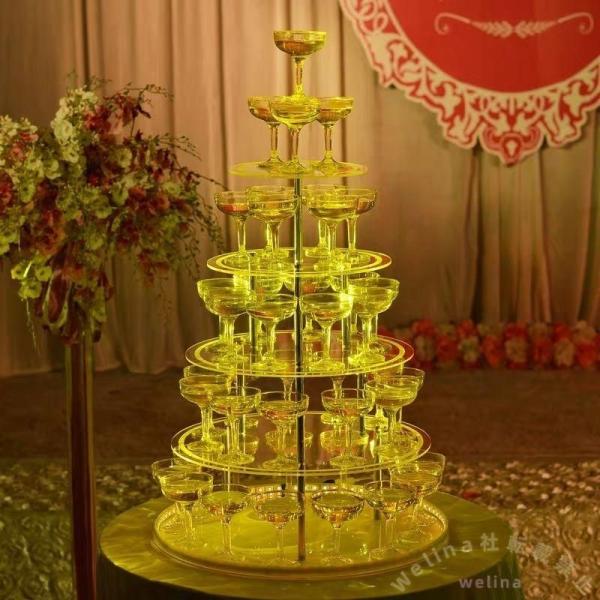 シャンパンタワーディスプレイ、パーティー用の5層ハート型のアクリルゴブレットワインタワー、ロマンチックな赤ワインスタンド60カップ入り、結婚披露宴の誕生