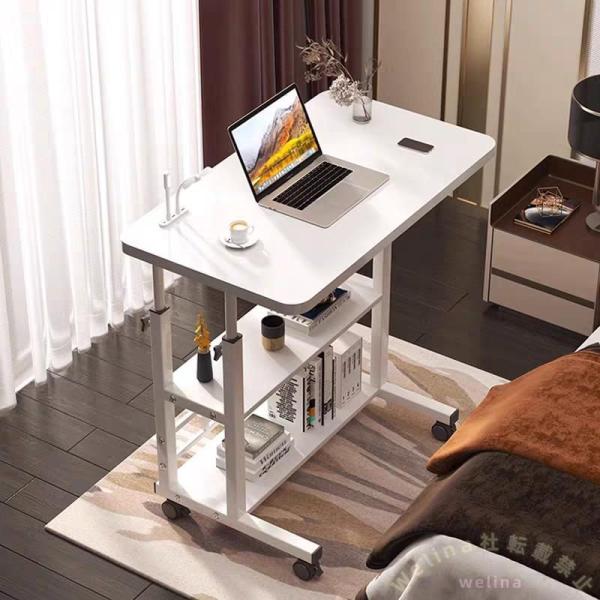 【仕様】天板サイズ：60×40cm高さ調節：60-90cm耐荷重：20kg重量：約3.5kgカラー：ブラック、ナチュラル、ホワイト【特徴】●シンプルなデザインサイドテーブルの脚がソファやベッドの下に差し込むように設置できるので、手元に引き寄...