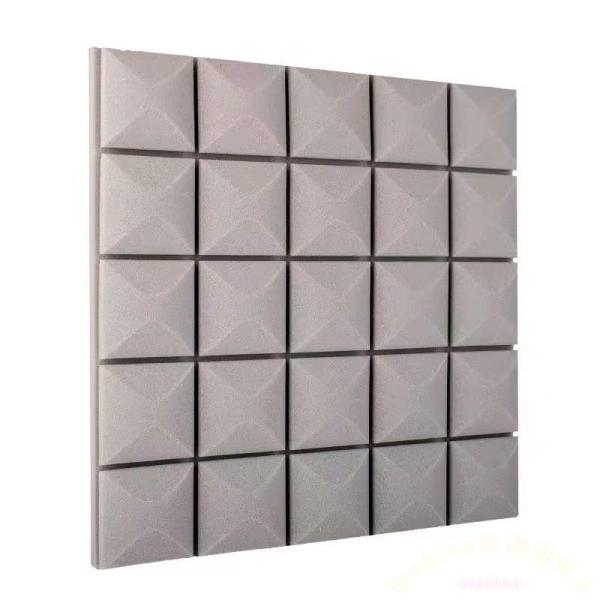 ■商品名【カラー】ブルー、パープル、ブラック、グレー、イェロー、レッド仕様：50×50×5.2cm/枚※1?2mmの誤差がでる場合もあります。吸音：部屋の中で出した音が遮音などで外に伝わらず跳ね返ってきた反響音を吸収するもの遮音：伝わってく...