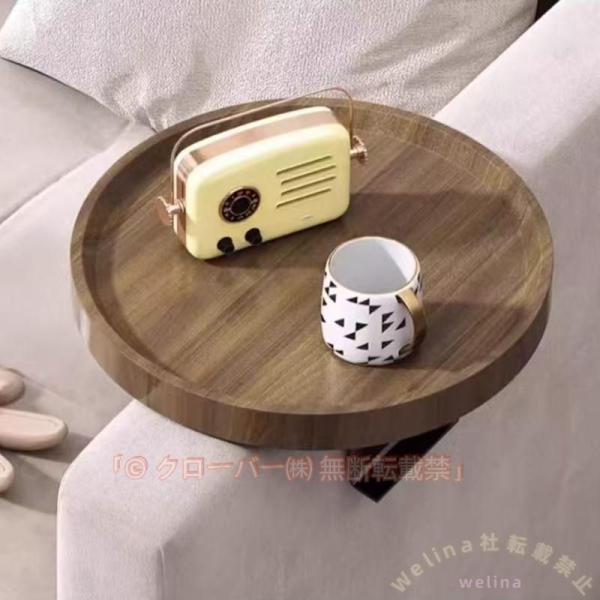 家庭の最適化：テーブル上の一般的なコンポートや食品トレイとして使用でき、ソファサイドテーブルのアームレスト、多機能ソファクランプテーブルにも使用でき、これは完璧な選択です。ソファの肘掛け形状の多用途性：添え木の開口角度のサイズを調整できるた...