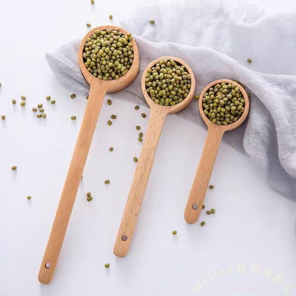 商品名 1点セット木製杓子【商品の情報】 セット内容：L 　重量：約57.7G　容量：約60MLM　重量：約43.2G　容量：約50MLS　重量：約57.7G　容量：約25ML製造元：中国素材：ブナの木【商品の特徴】 1.落ち着いた高級感の...