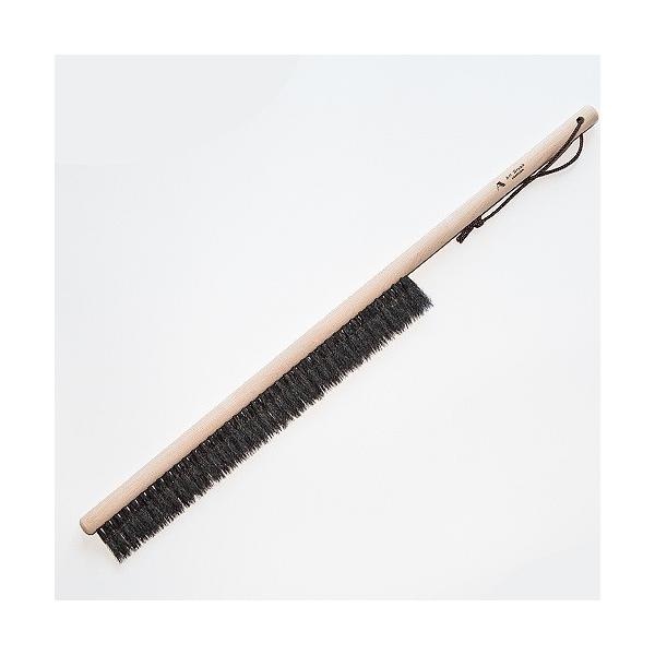 ■ふとん叩きだけでは効果が薄い！？　ふとんのお手入れは払うのが新常識！浅草・アートブラシ「ふとん払いブラシ」は、ブラシ作り歴60余年の職人が考えた布団払いと布団たたきの両方を備えた商品です。人間は寝ている間にコップ１〜1.5杯の汗をかくと言...