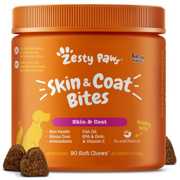 Zesty Paws スキン＆コート バイツは、フィッシュオイル、タラ肝油、亜麻仁、ビオチン、ビタミンE、ビタミンC、亜鉛を配合した犬用サプリメントです。やわらかいソフトチュウタイプで、ベーコン味のおやつ感覚で毎日続けやすい設計。小型犬・中...