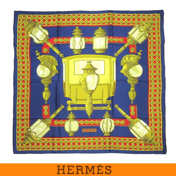 ●サイズ　　　　　　　約W89cm・H89cm●素材　　　　　　　　シルク100％●デザイナーサイン　　−●題名　　　　　　　　FEUX DE ROUTE●カラー　　　　　　　ネイビー・レッド・イエロー　　　　　　　　　　　ゴールド・ライト...