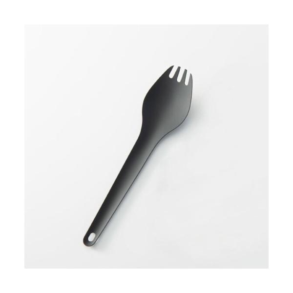 HOVERLIGHT は世界で最も軽い金属製カトラリーへの挑戦です。シドニー・オペラハウスにも採用されているシェル構造（曲面板構造）をカトラリーに応用することで、驚くべき軽さと実用的な強度を併せ持つプロダクトを生み出しました。ケース付き。S...