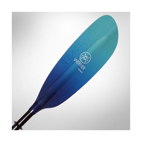 Camano（カマノ）は、最も人気が高く、受賞歴を持つブレードデザインを採用したモデルです。ゆったりとしたロ―アングルストロークで、1日の行程を無理なくこなせる十分なパワーを発揮します。最適なフィット感と性能に基づく設計を備えており、長く愛...