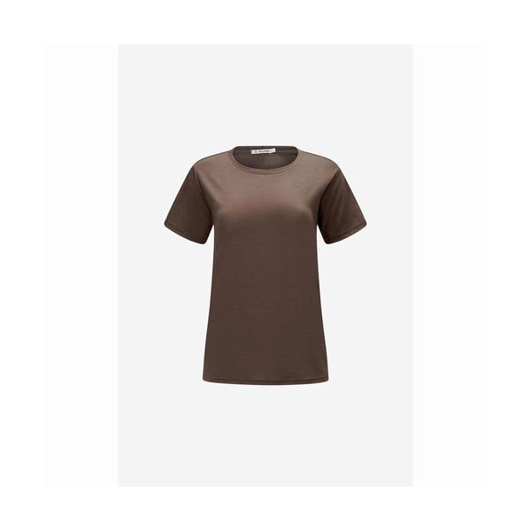 MATERIAL：100％ MERINO WOOL 17.5&amp;micro; 150g/m&amp;sup2;重量：116gライトウール クラシック T シャツは、ラウンドネックのルーズ フィットのソフトで薄手のT シャツです。 トレ...