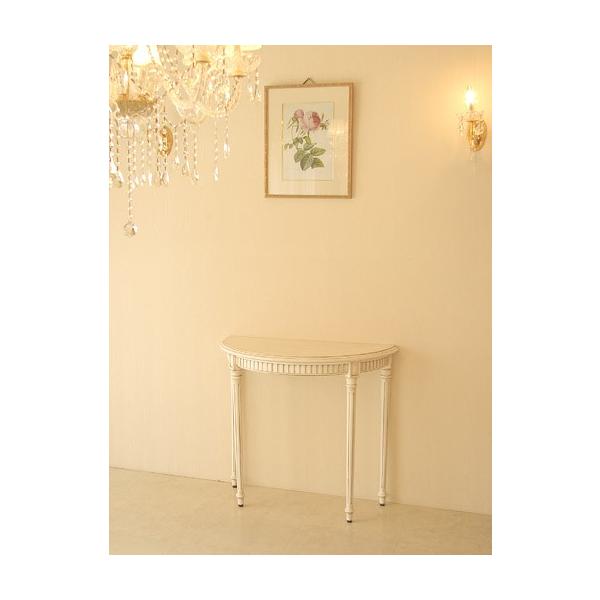 近代女性のファッション解放の旗手である、マダムが愛したインテリア。パリのガンボン通りのサロンをイメージ致しました。アンティークを思わせる、ほんのり灰色かかったマットなホワイトが特徴的です。プリンセスなハウススタイリングを演出する大切なお道具...