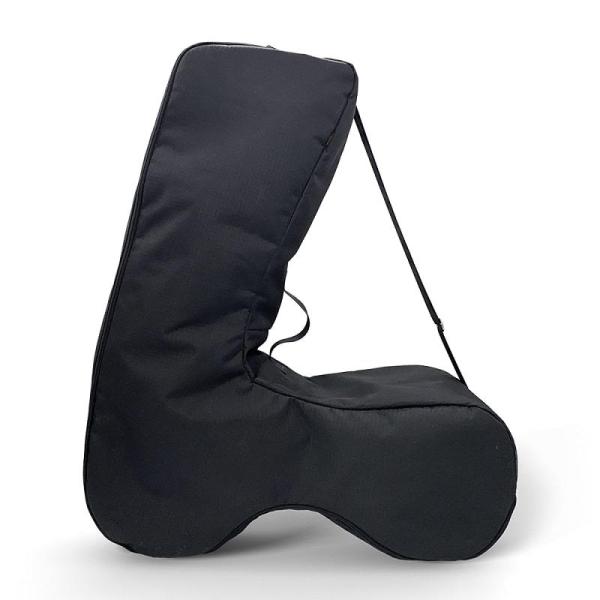 飛行機搭乗の際など乗り物に載せる時や、宅配便での輸送時にも。大切な歩行器をしっかり守る、中綿入りの搬送バッグです。カーボン・オーバーランドにぴったりフィットした形状。持ち手と肩紐の両方が付いているので持ち運びも楽々。裏地付き。お手入れも簡単...