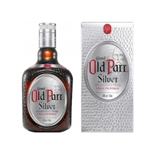 フルーティーでスムーズな爽快感が魅力の、最も新しいオールドパー。エクストラスムーズな味わいを、銀色のラベルで表現したウイスキーです。柑橘系の香りと、刺激的かつ爽やかな余韻は、ソーダ割りにすると、心地よい爽快感をもたらします。フルーティーで繊...