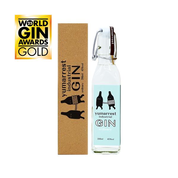 Motoki蒸研株式会社のファーストリリースとなる「オーディナリー ジン」。ベースとなるのは米原料のライススピリッツ。ボタニカルには京ひのき、桜の葉、八女緑茶、尾道レモンなどをメインに10種類を使い、その8割を和の素材で構成。まろやかで優し...