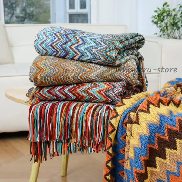 【素材】：ポリエステル  : 【カラー】：4色 【サイズ】：（約）127*170cm(フリンジを含む)   130*220cm(フリンジを含む)*両側にフリンジがあり、片側フリンジは長さ10cmモニターの発色具合により、実際のものと色が異な...