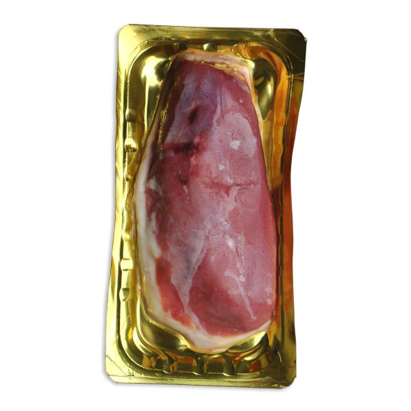 ハンガリー産フォアグラ採取鴨です！皮付きなので、パリッと北京ダックのように調理するもよし。お蕎麦にいれて鴨そばにするもよしです。お料理好きの方はご自身でスモークにするのもアリですね！おひとつ300g-400gもありますので、3個セットで色々...