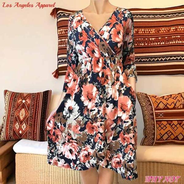 :::::: ロサンジェルス アパレル ::::::インポート from LA, USAUS フレアワンピース7分袖 フロントレイヤードカシュクールワンピース地色ネイビーブルーにボタニカルプリントハイウエスト切り替え ゴム入りサイドポケット...