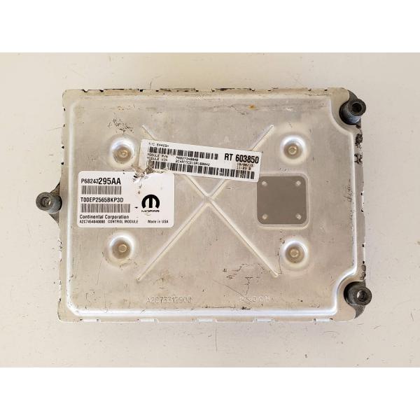 商品名:  2016-2017 Caravan 68243295AA Computer Brain Engine Control ECU ECM EBX Moduleブランド: Dodge商品番号: ◆新品・未使用【発送方法】海外在庫商品の...